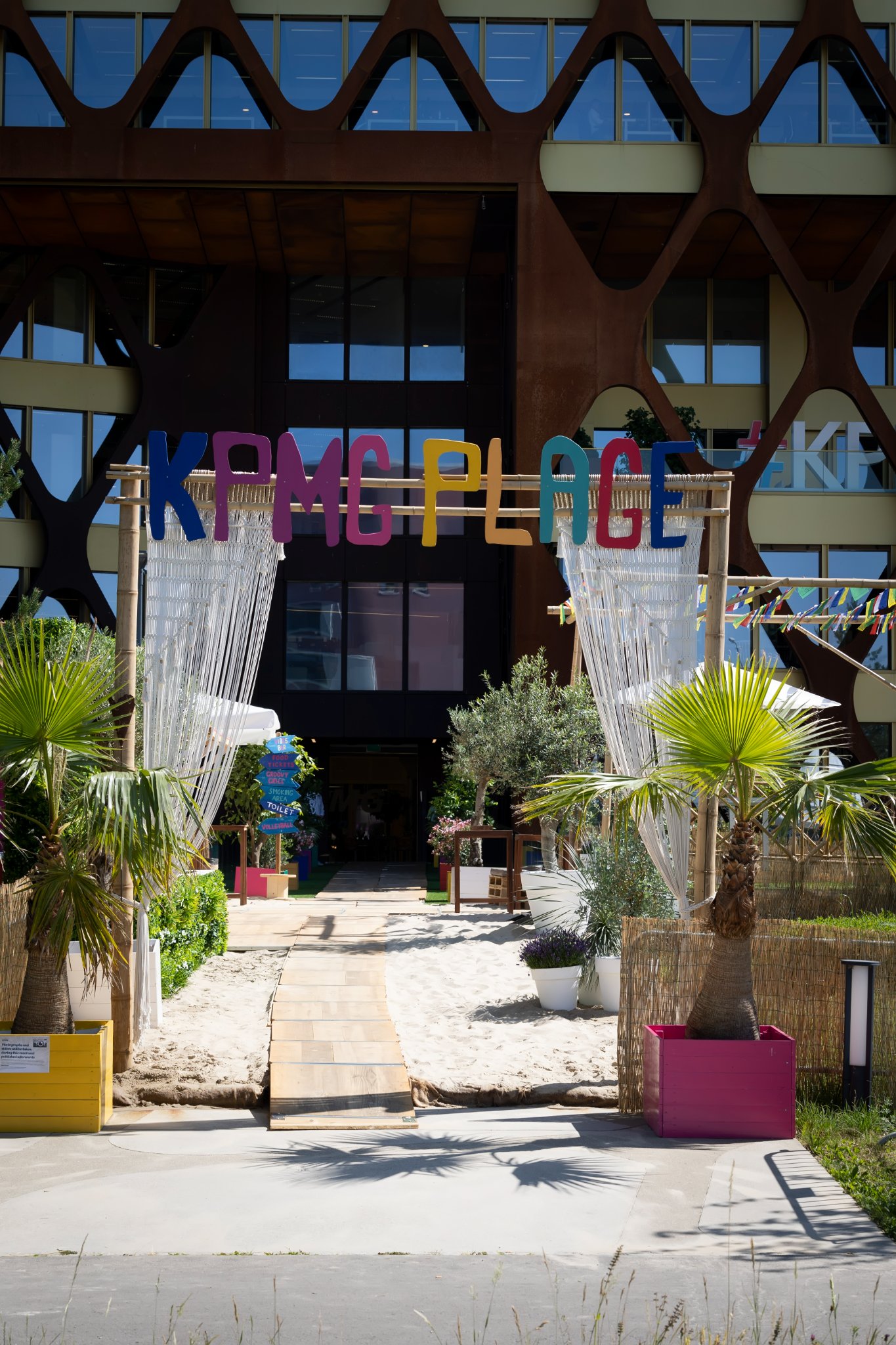 L’événement KPMG Plage a signé son grand retour avec Takaneo – adada