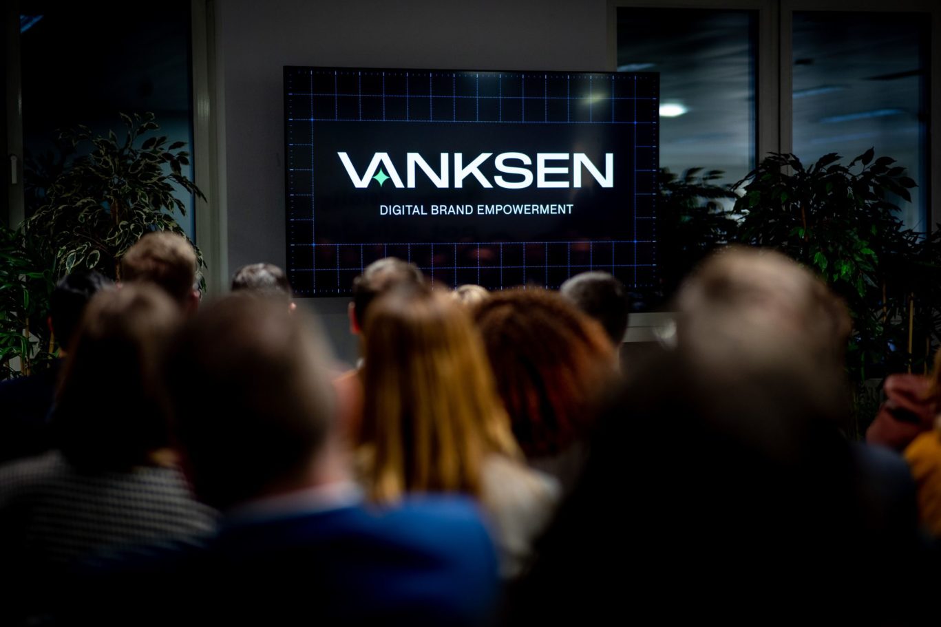Vanksen place les marques au cœur de sa mission et fait évoluer son ...