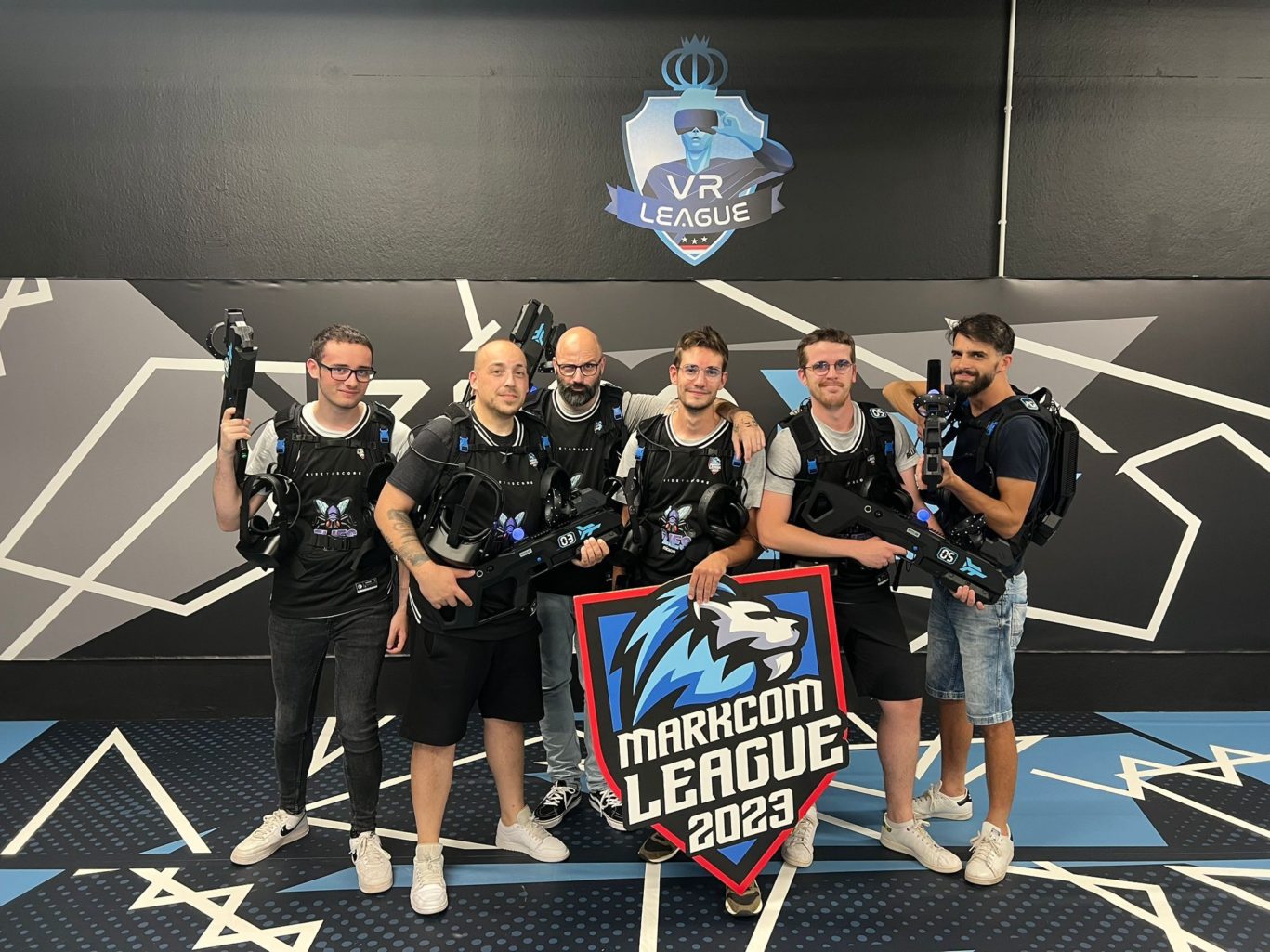 Le trophée Markcom League 2023 dans les mains de Mikado – adada